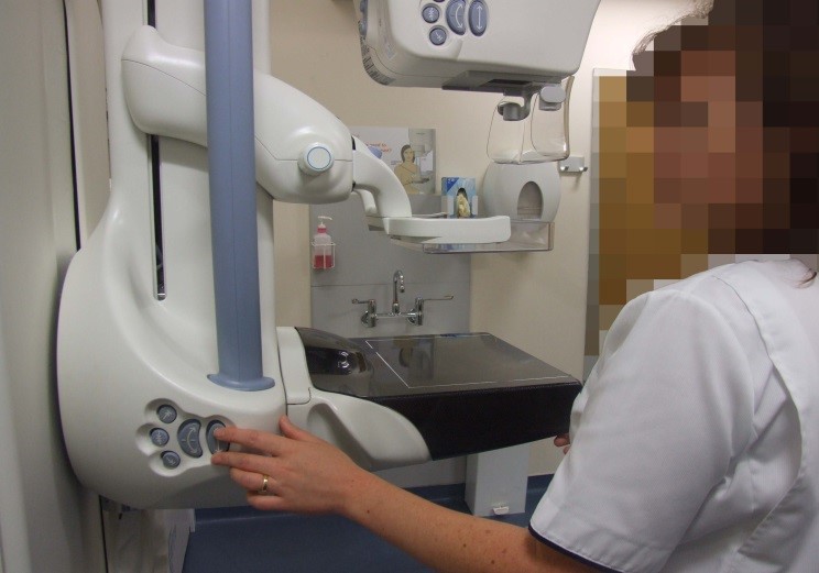 Breast screening mammography: ergonomics good practice - GOV.UK